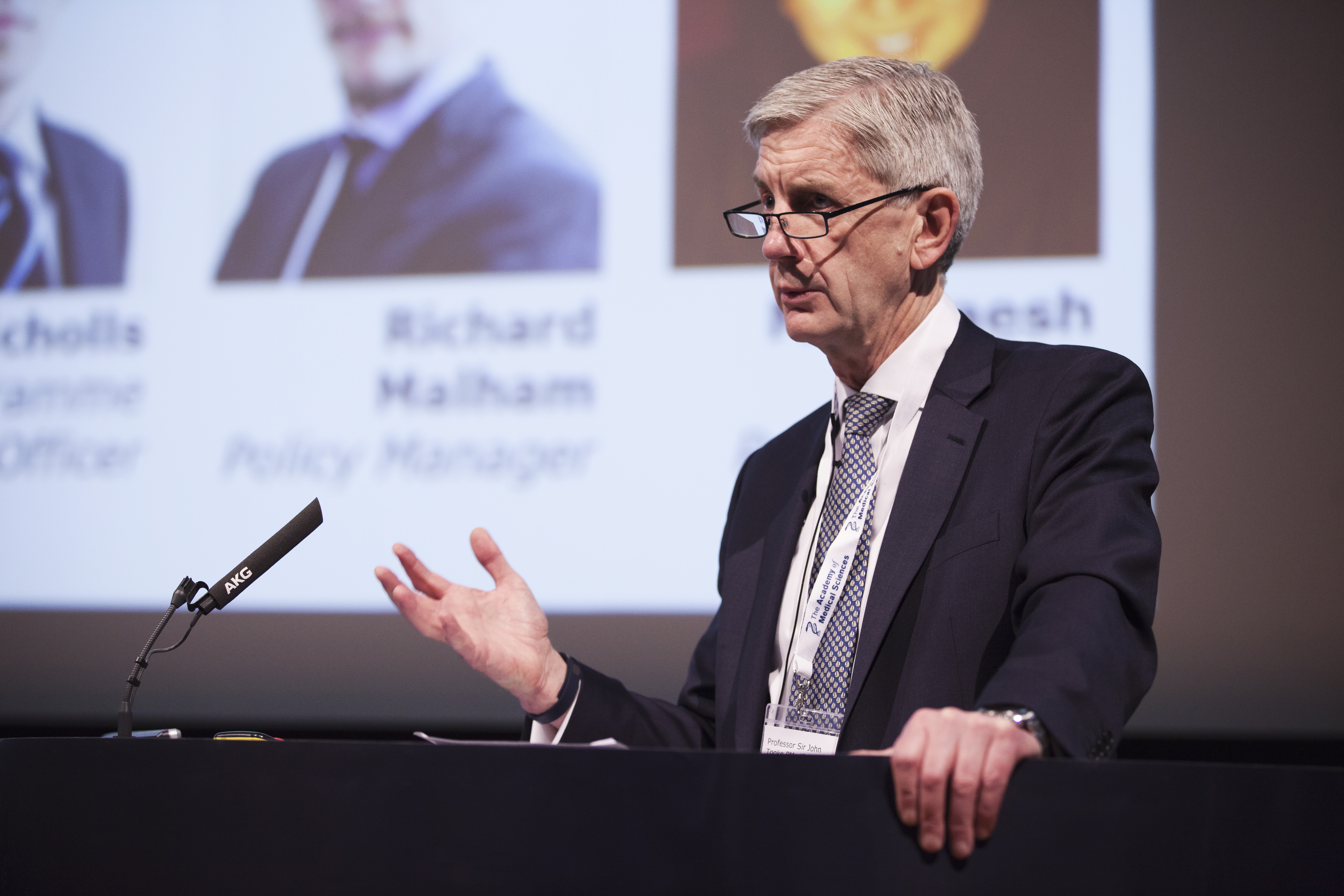 Sir John Tooke joins REF review | The Academy of Medical Sciences